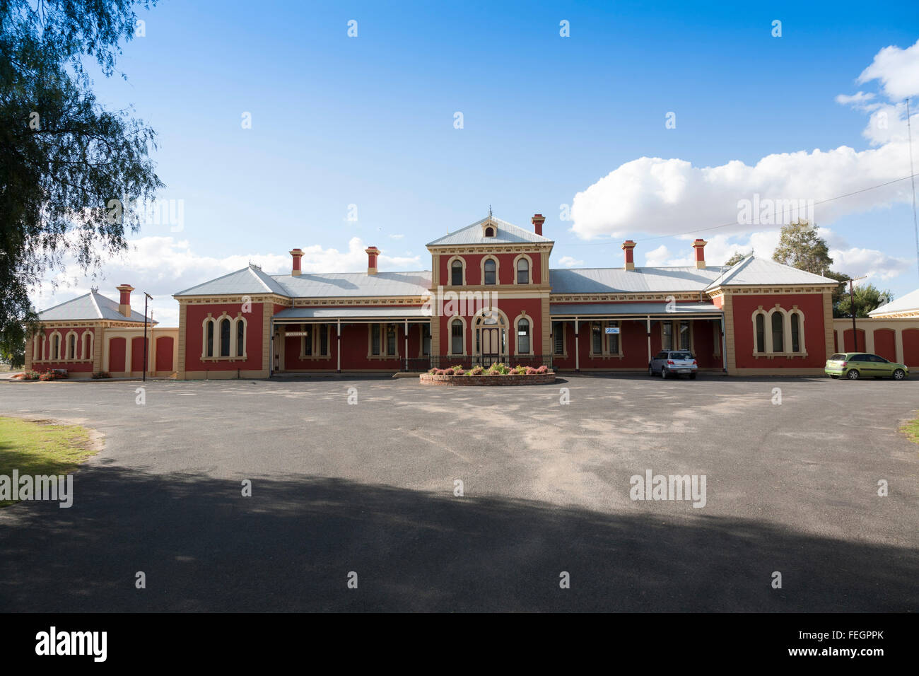 Hay railway station hay nsw hi-res stock photography and images - Alamy