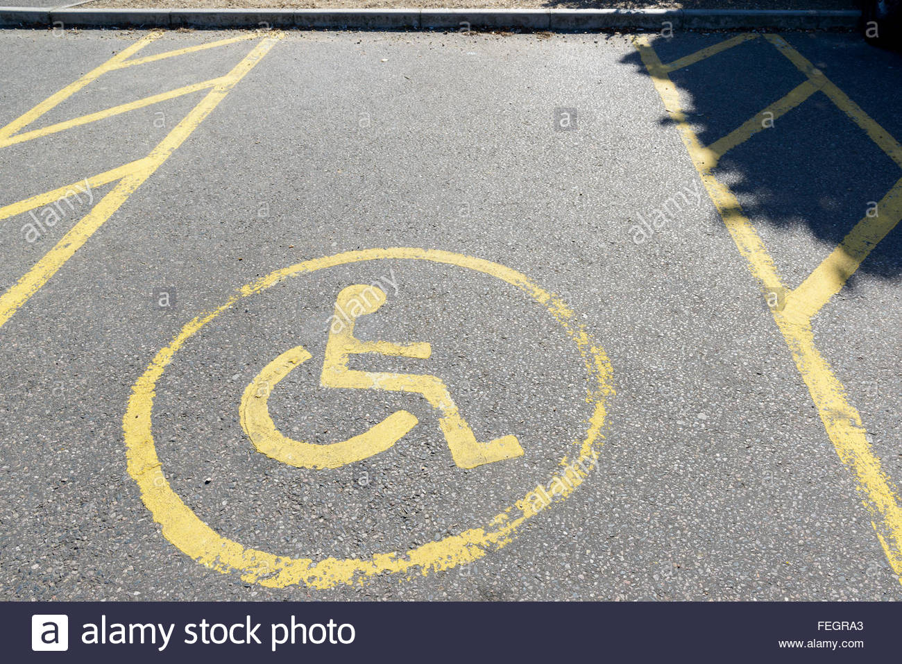 No Wheelchair Sign Stock Photos & No Wheelchair Sign Stock Images - Alamy
