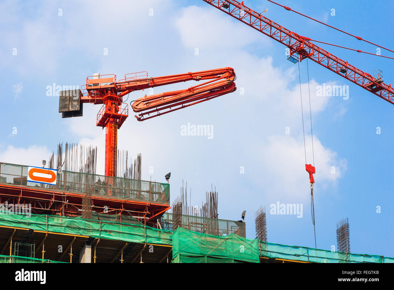 Construction site with crane and building Stock Photo - Alamy