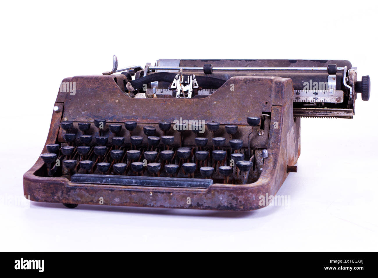 typewriter on white background Stock Photo - Alamy