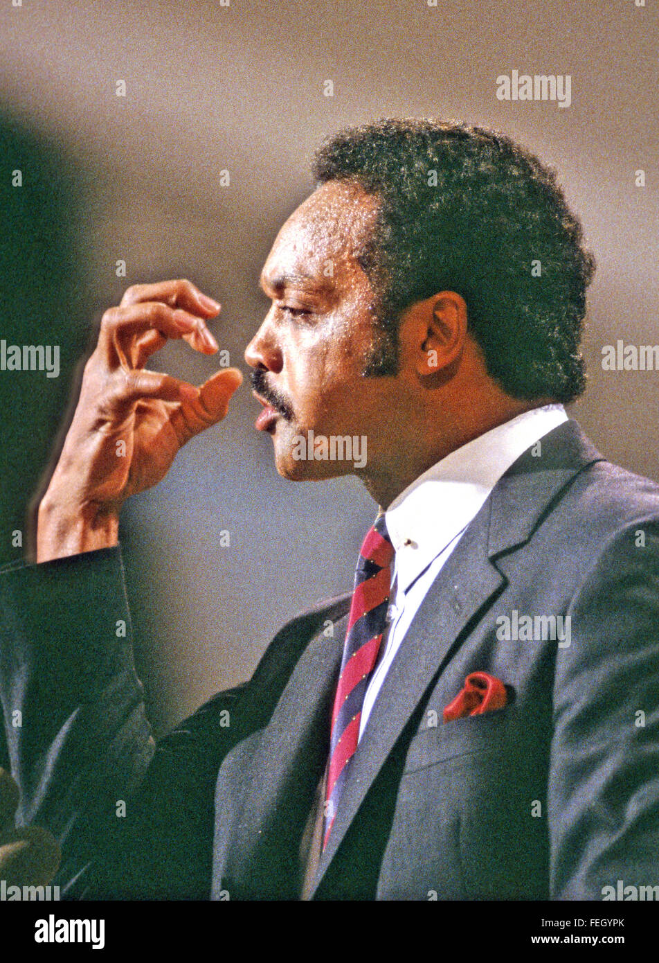Reverend Jesse Jackson delivers an address at the 1984 Democratic ...