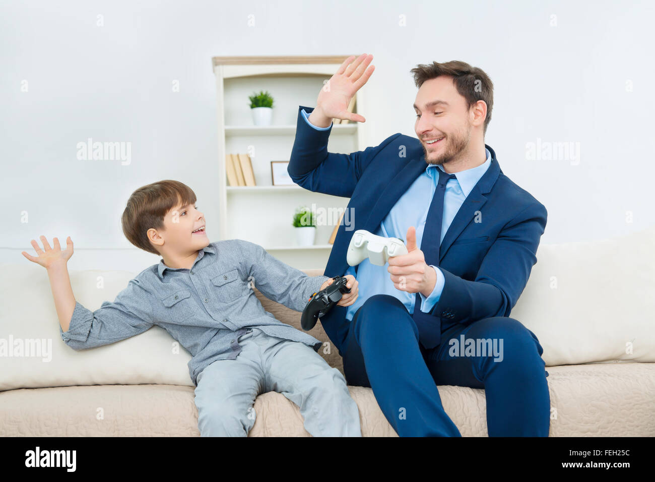 Handsome Dad Stock Photos & Handsome Dad Stock Images - Alamy