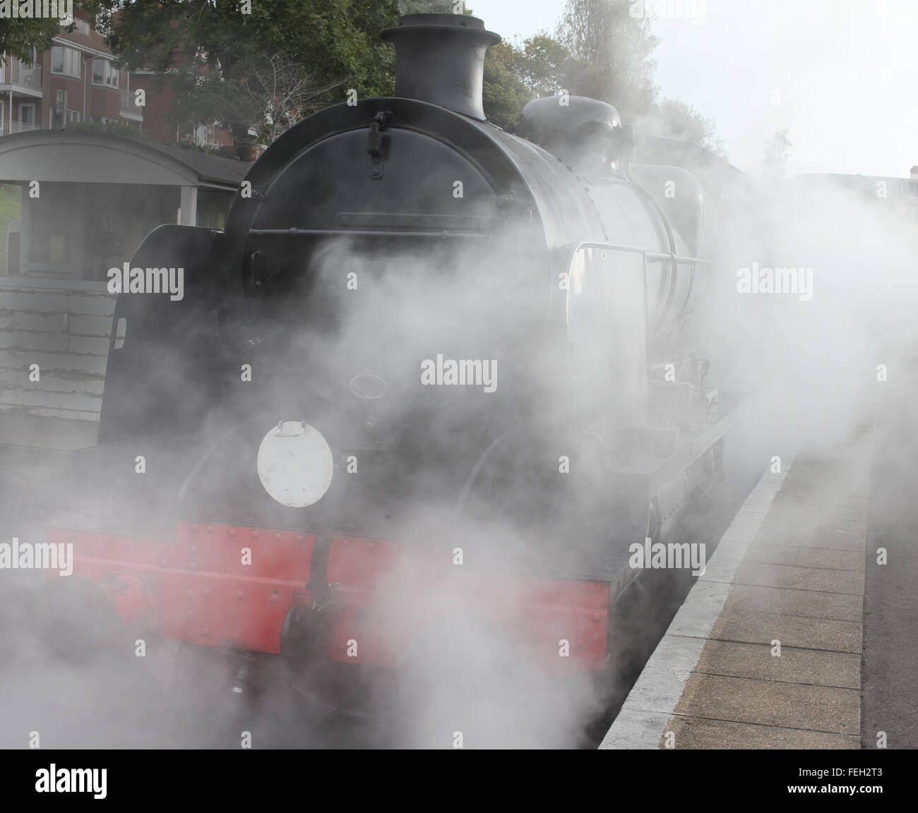 Steaming locomotive hi-res stock photography and images - Alamy