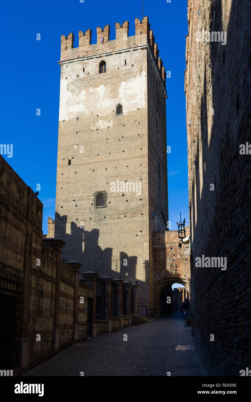 Verona italy castelvecchio castle hi-res stock photography and images ...