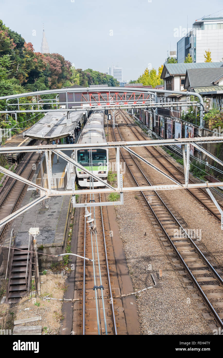Japanese train on track Stock Photo - Alamy