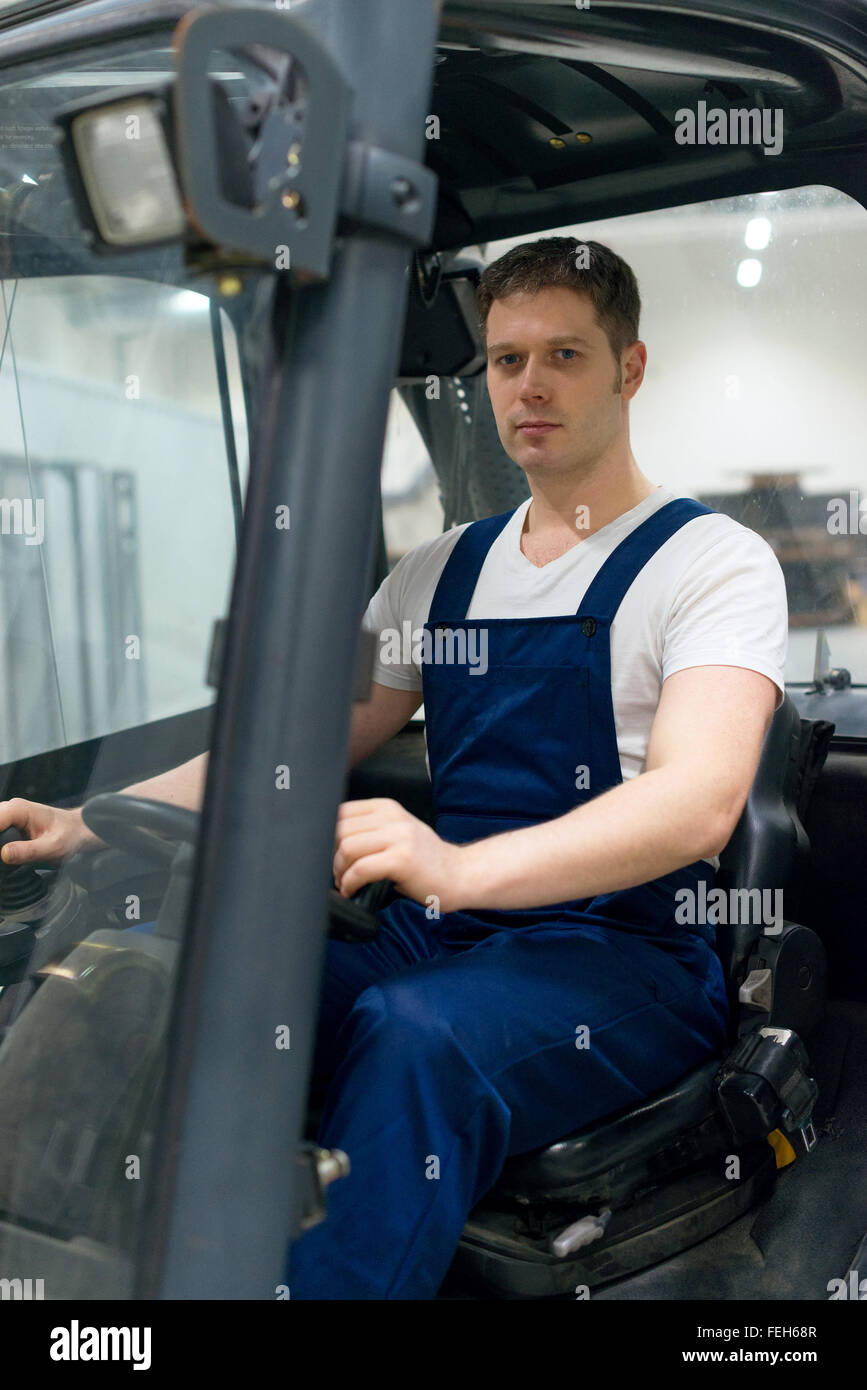 Forklift operator hi-res stock photography and images - Alamy
