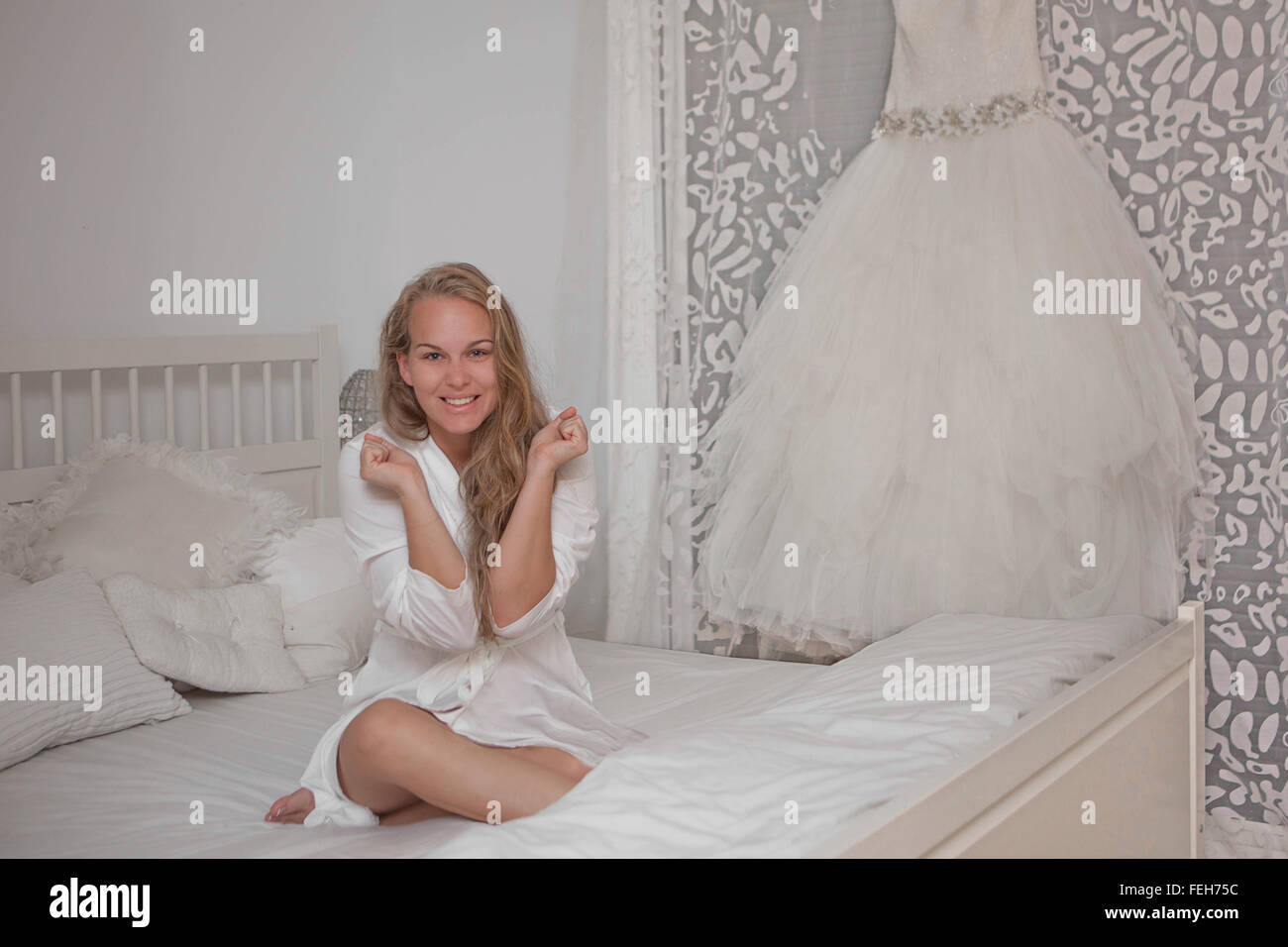 Excited bride hi-res stock photography and images - Alamy