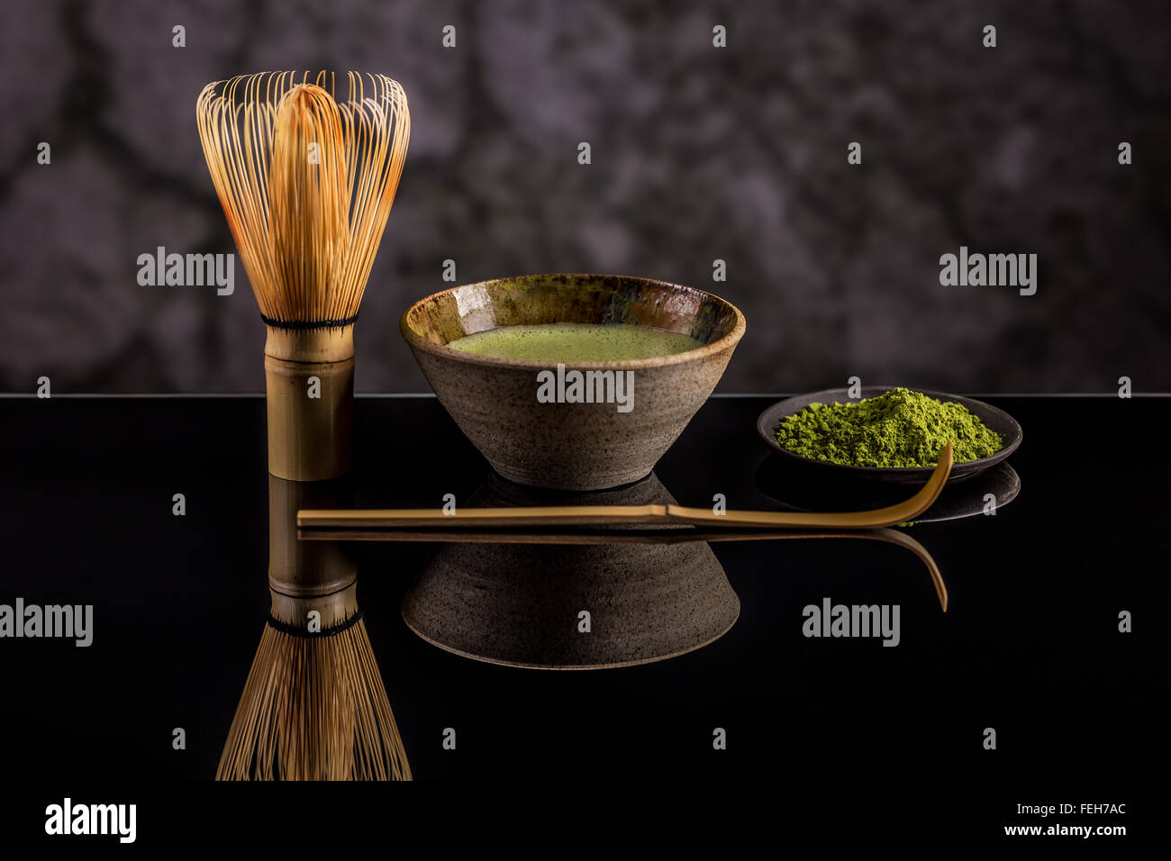Japanese tea ceremony setting, Matcha green tea Stock Photo - Alamy