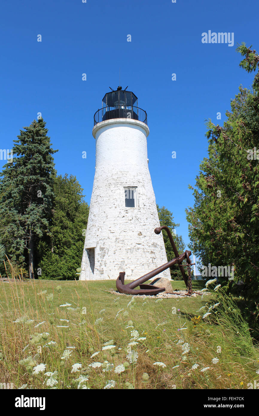 Presque isle lighthouse hi-res stock photography and images - Alamy