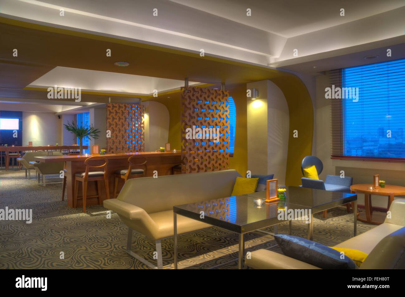 Lounge space hi-res stock photography and images - Alamy