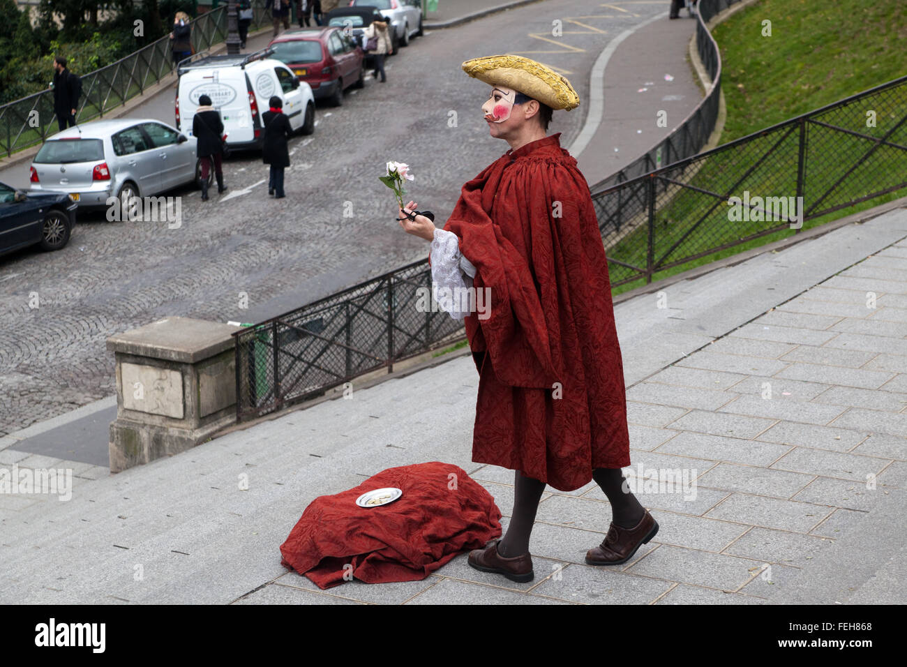 Mime artist performing on steps in front of the Sacre Coeur cathedral ...