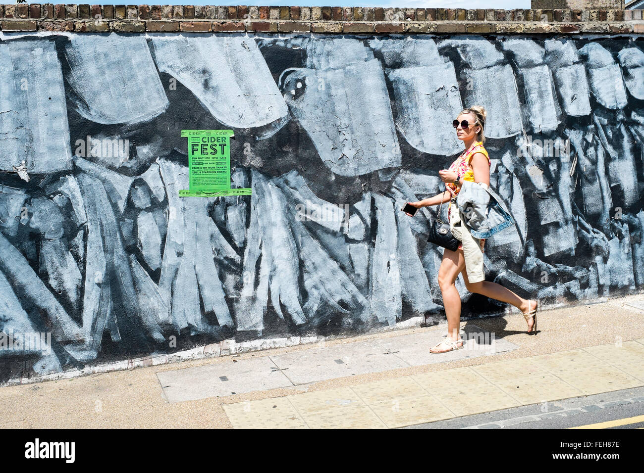 Hackney wick graffiti hi-res stock photography and images - Alamy