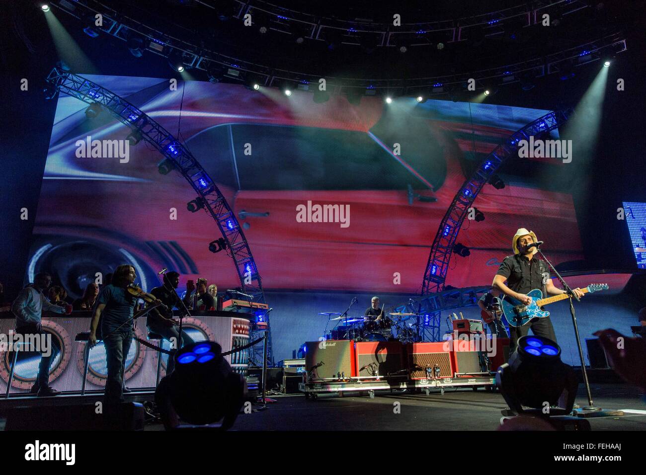 Madison, Wisconsin, USA. 5th Feb, 2016. Country musician BRAD PAISLEY ...