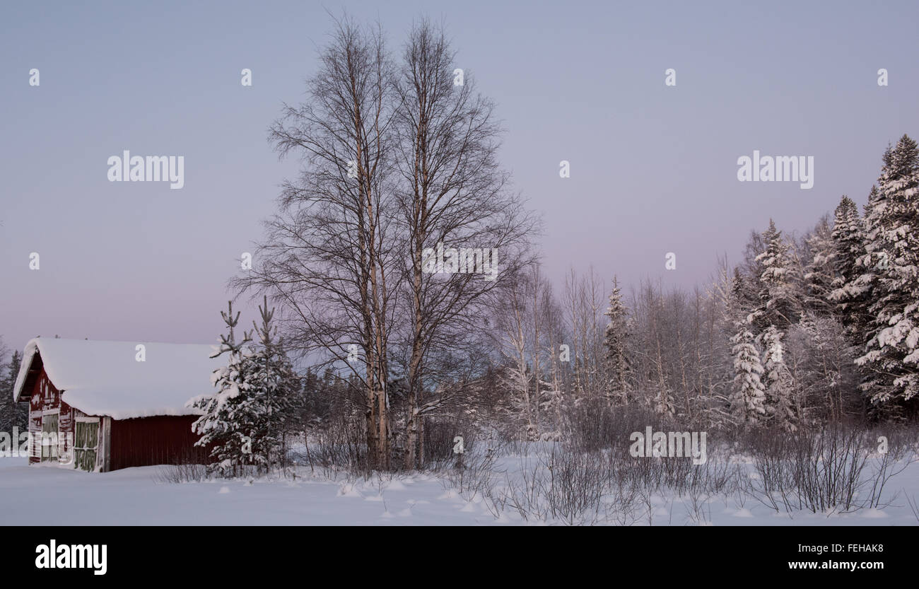 Snow shed hi-res stock photography and images - Alamy