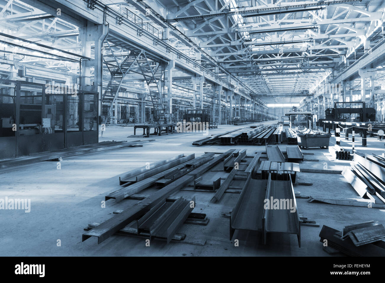 new workshop in modern metalworking plant Stock Photo - Alamy