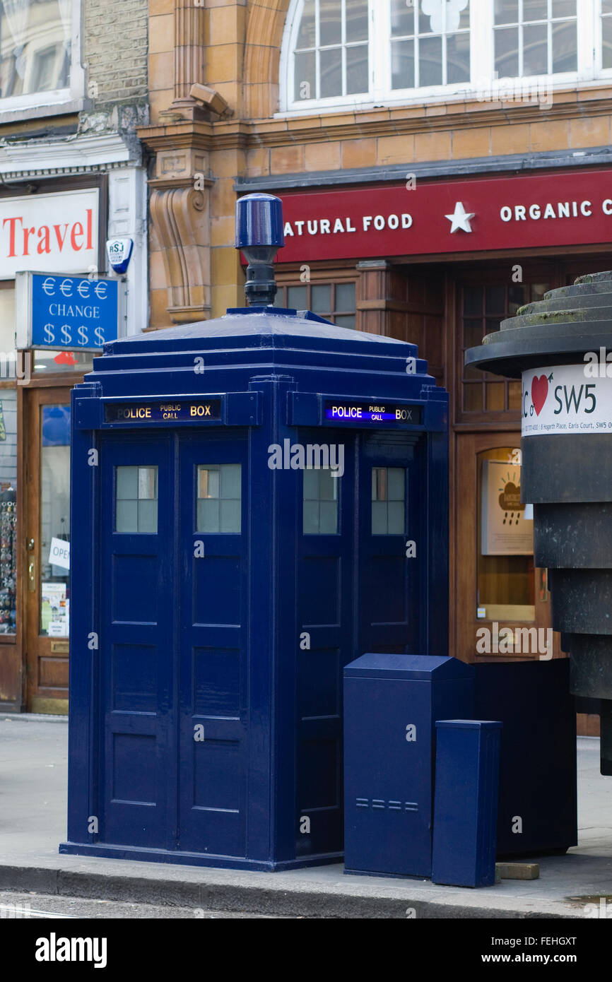 London police 1950s hi-res stock photography and images - Alamy