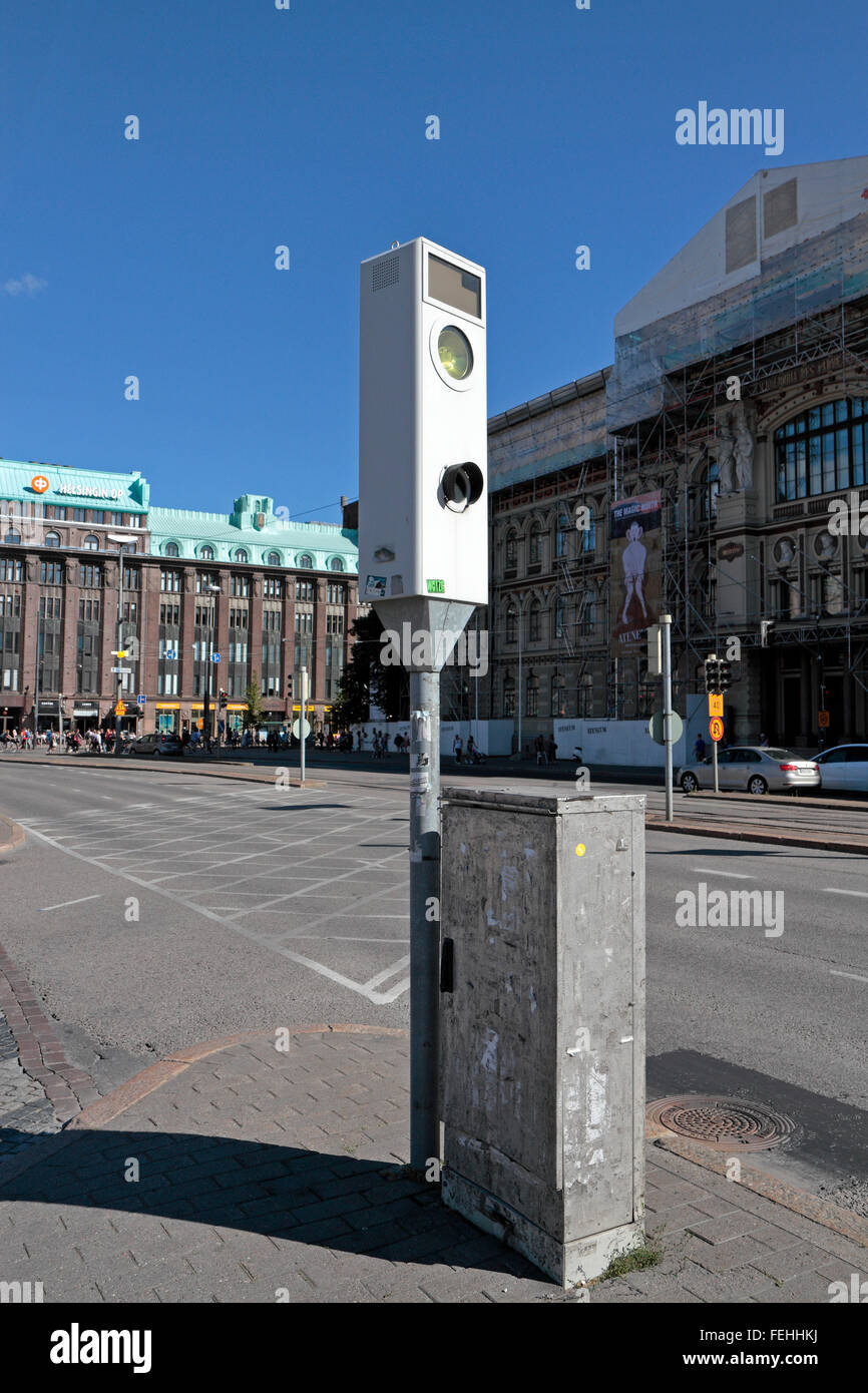 Centre facing camera hi-res stock photography and images - Alamy