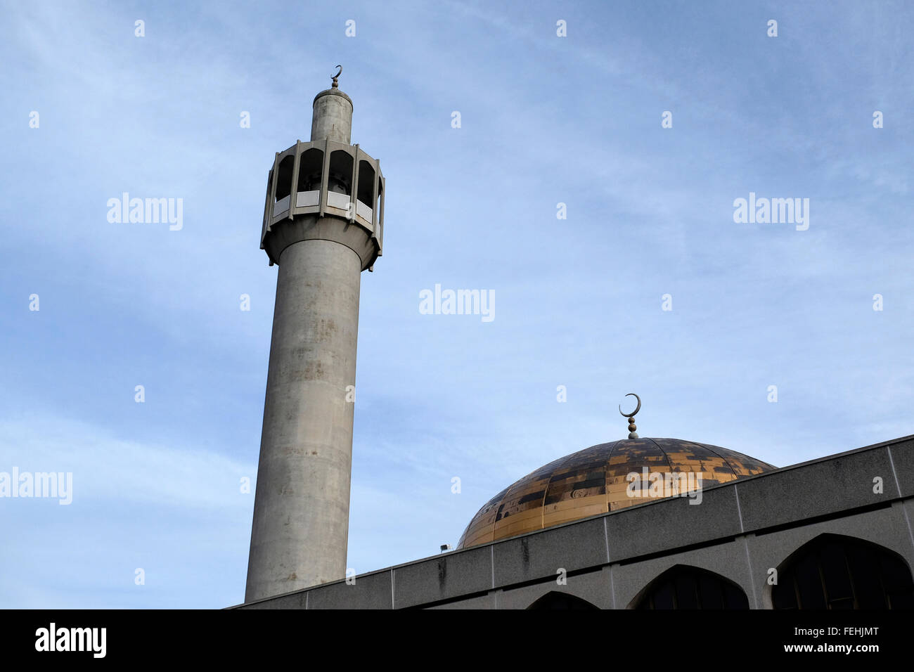 A close-up view of the London central mosque Stock Photo - Alamy