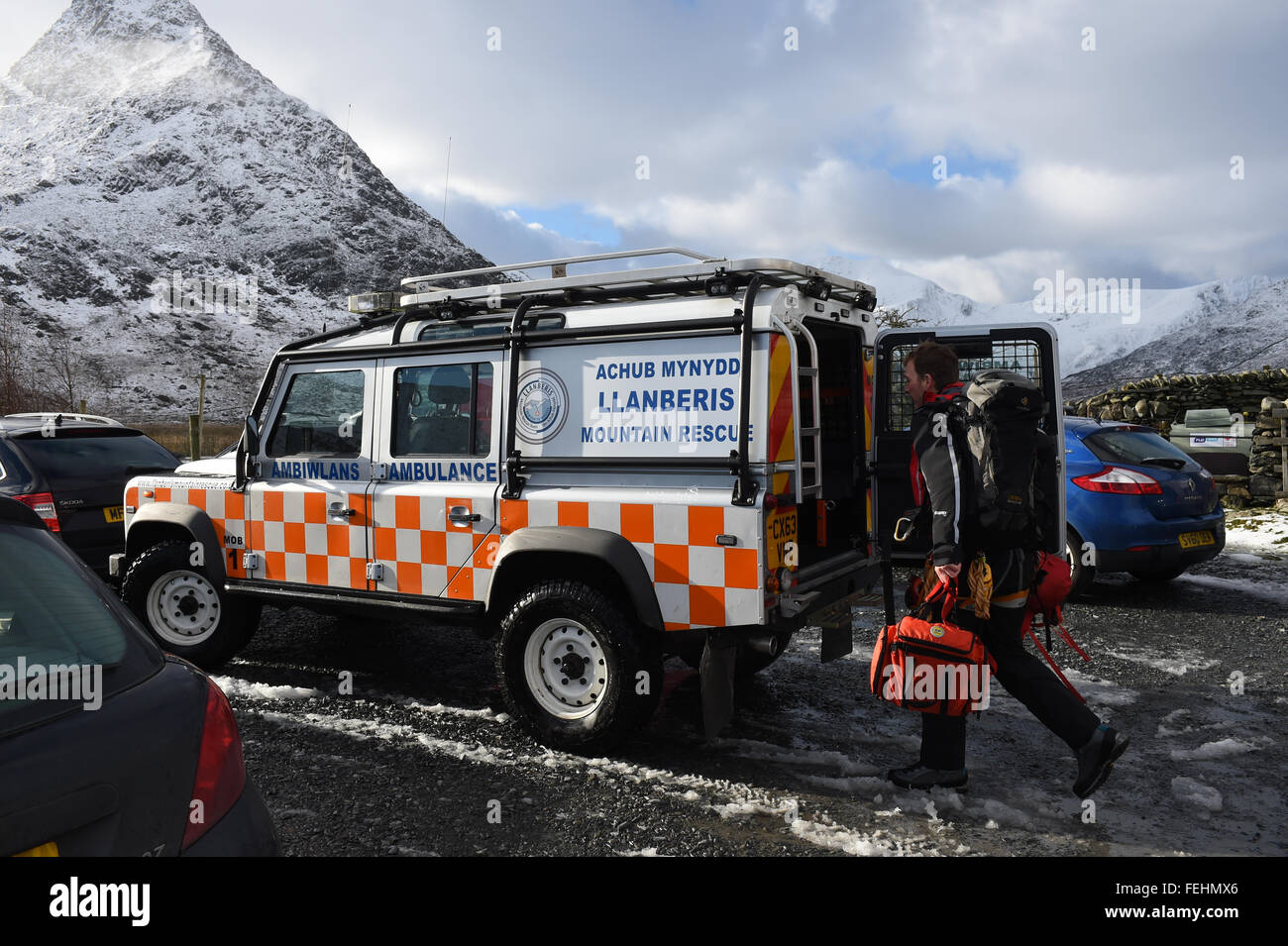 Coastguard rescue team wales hi-res stock photography and images - Alamy