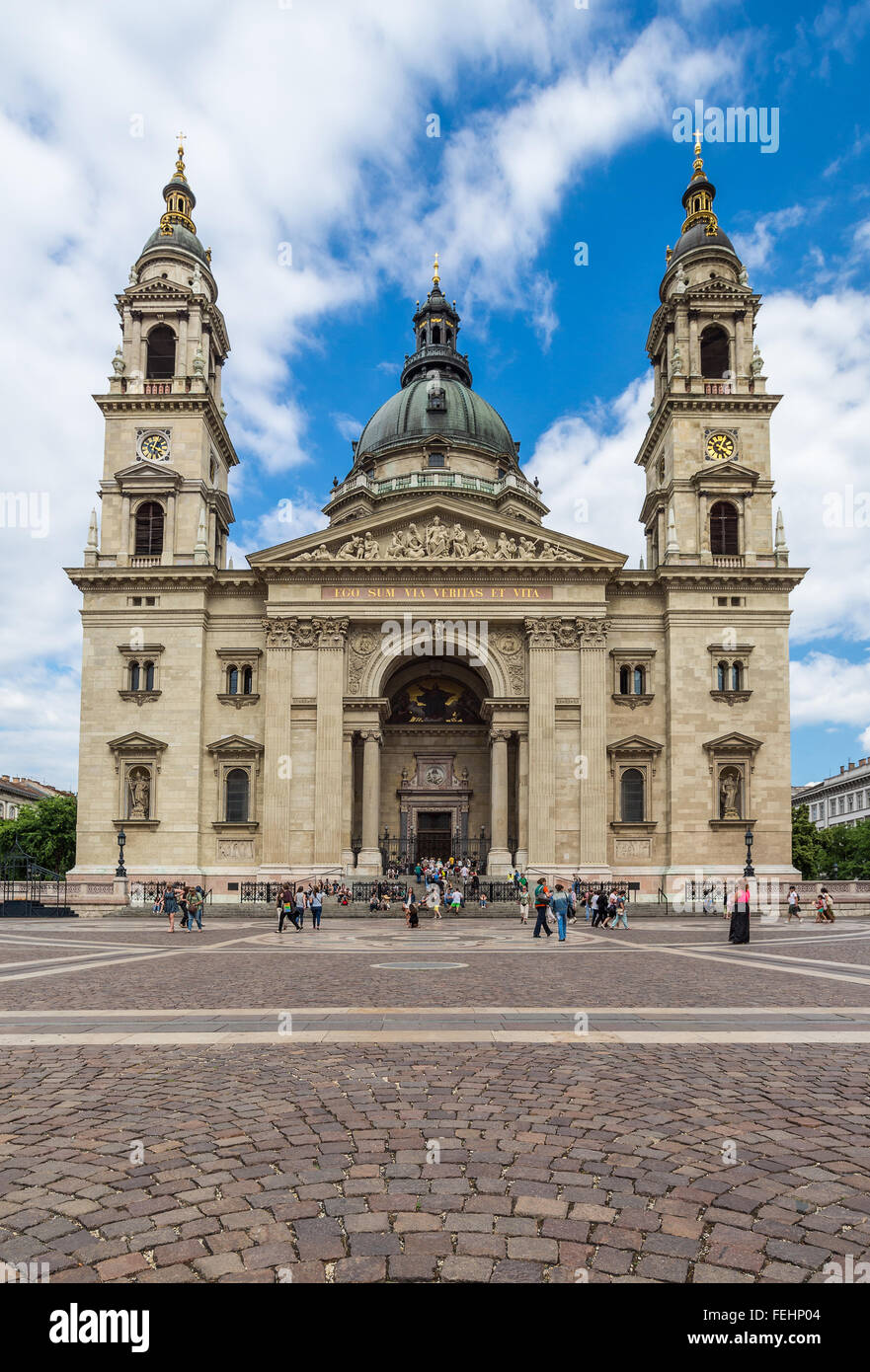 Saint stephen hungary hi-res stock photography and images - Alamy