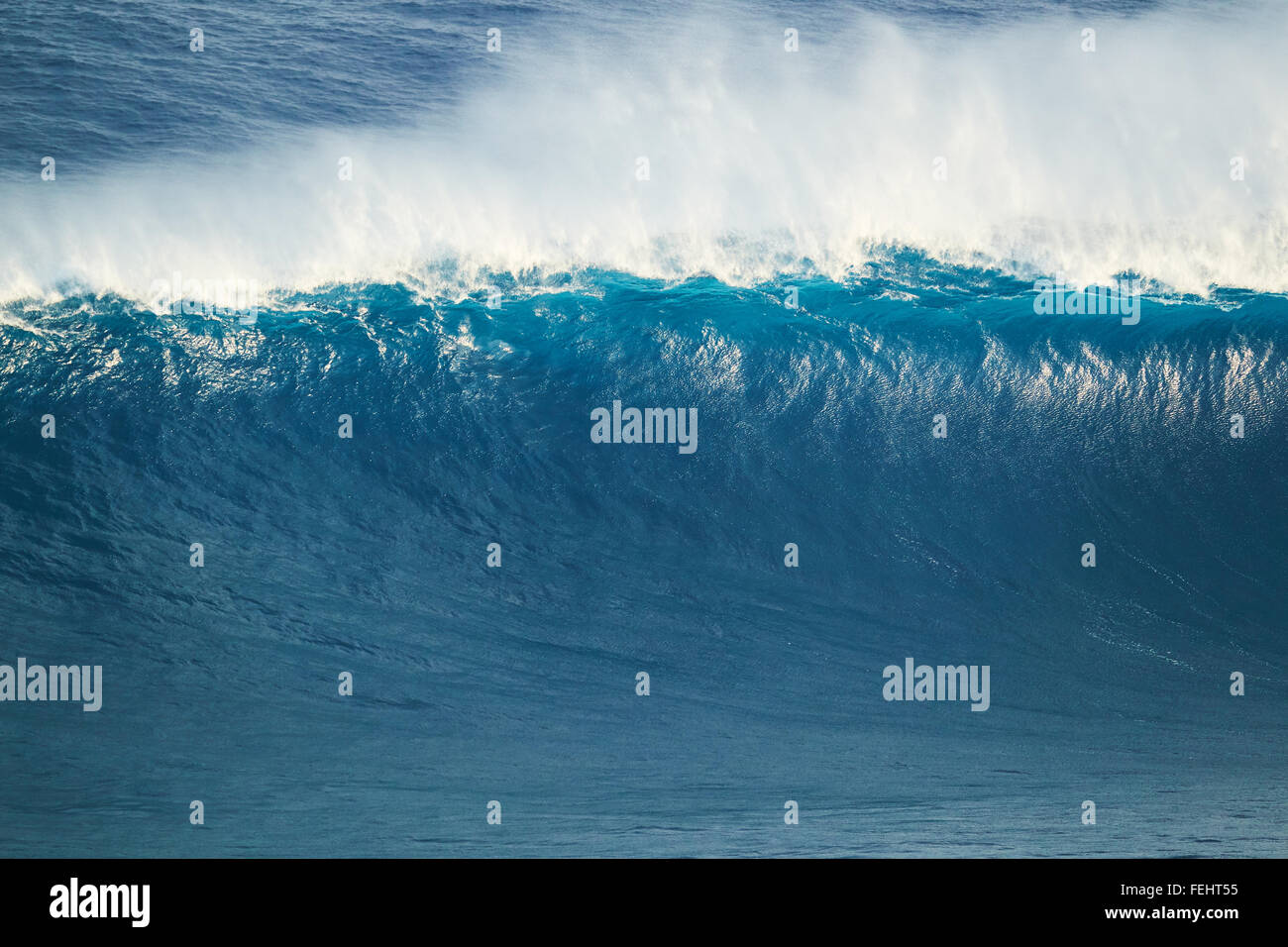 Giant Powerful Blue Ocean Wave Stock Photo - Alamy