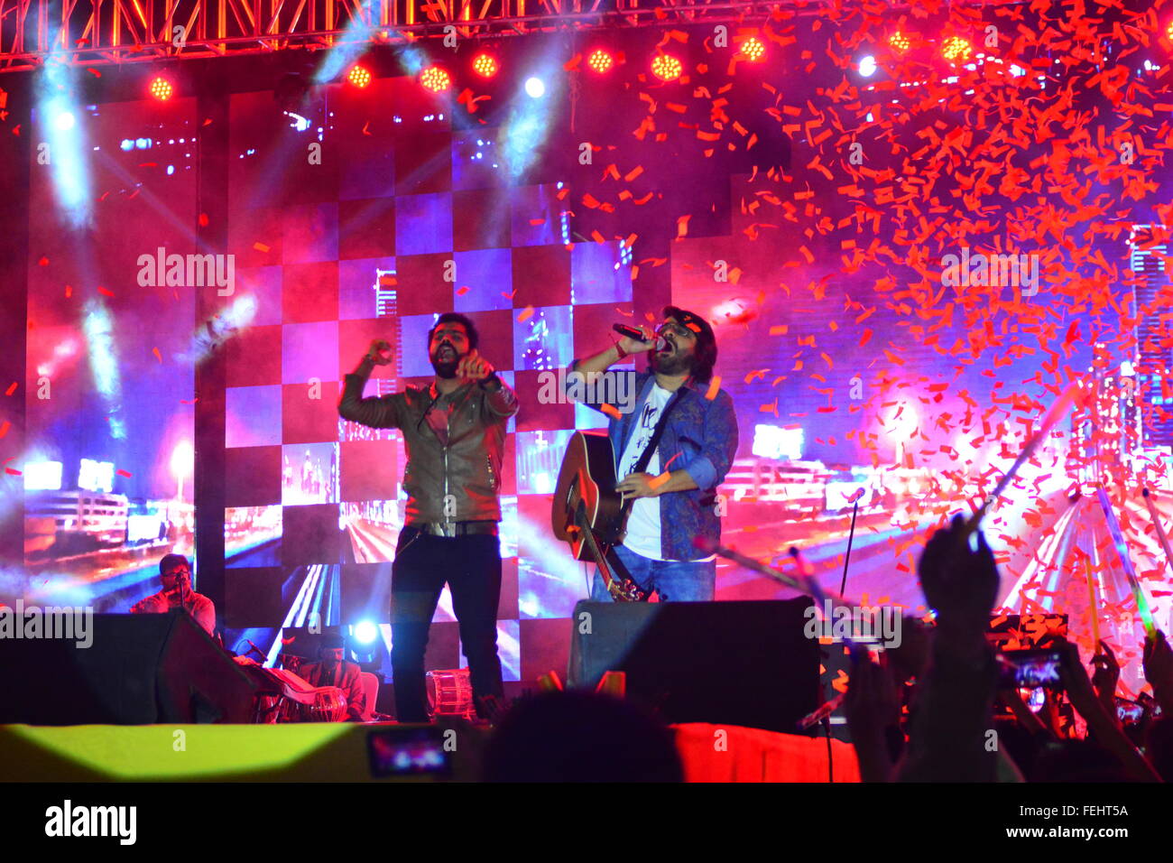 Bollywood singer hi-res stock photography and images - Alamy