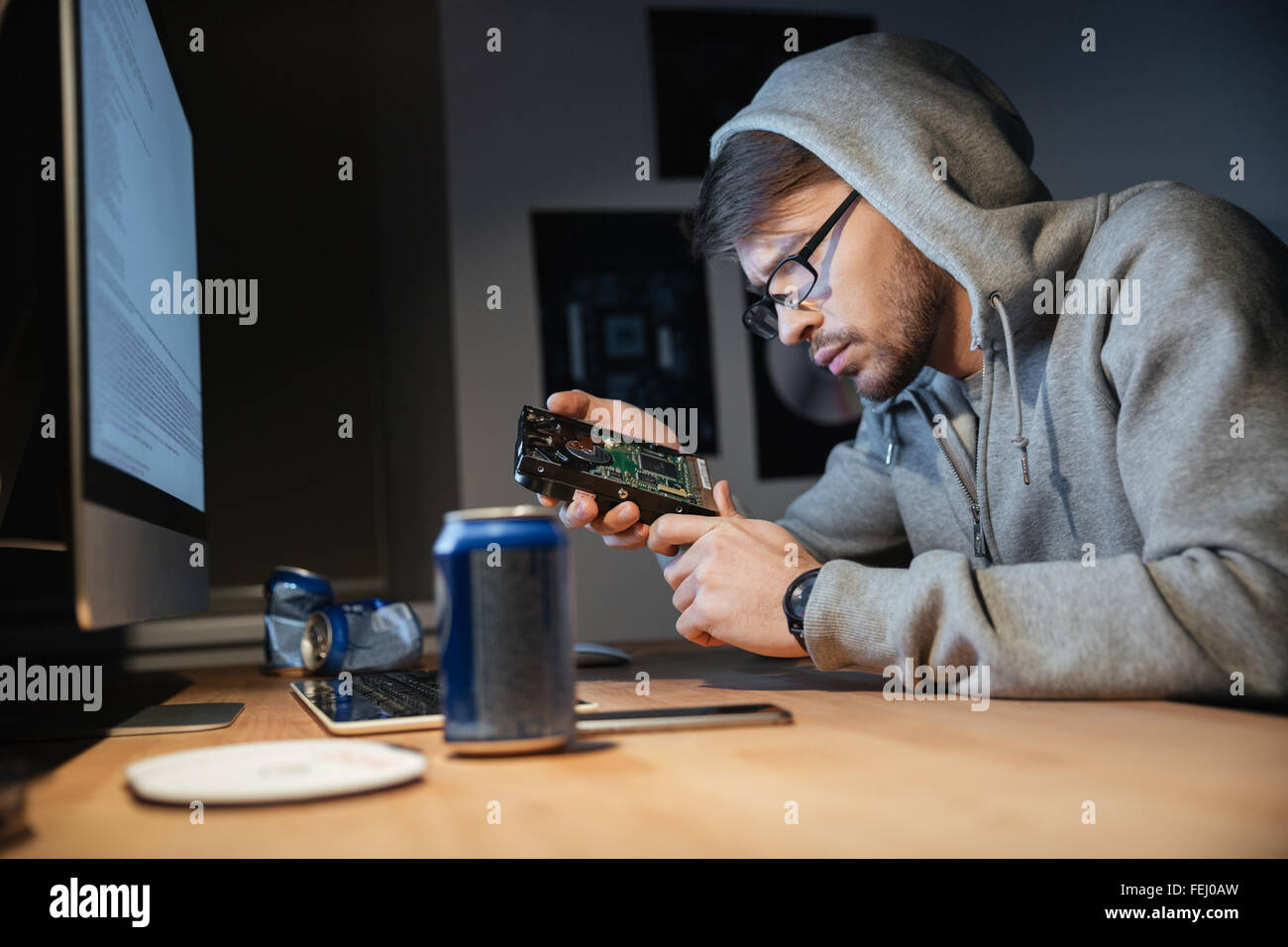 Man broken home hi-res stock photography and images - Alamy