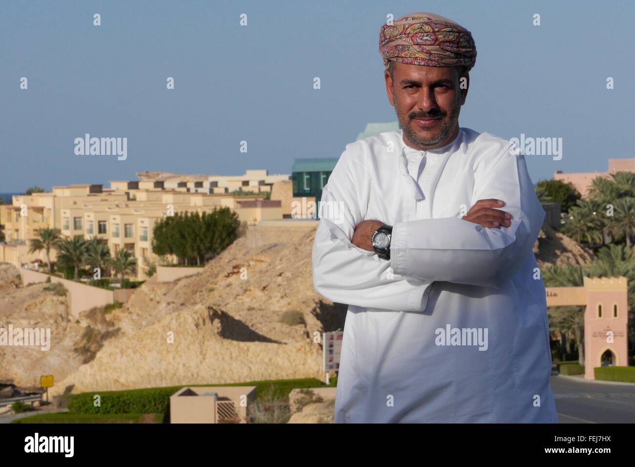 MUSCAT, OMAN Omani man in traditional dress Stock Photo - Alamy