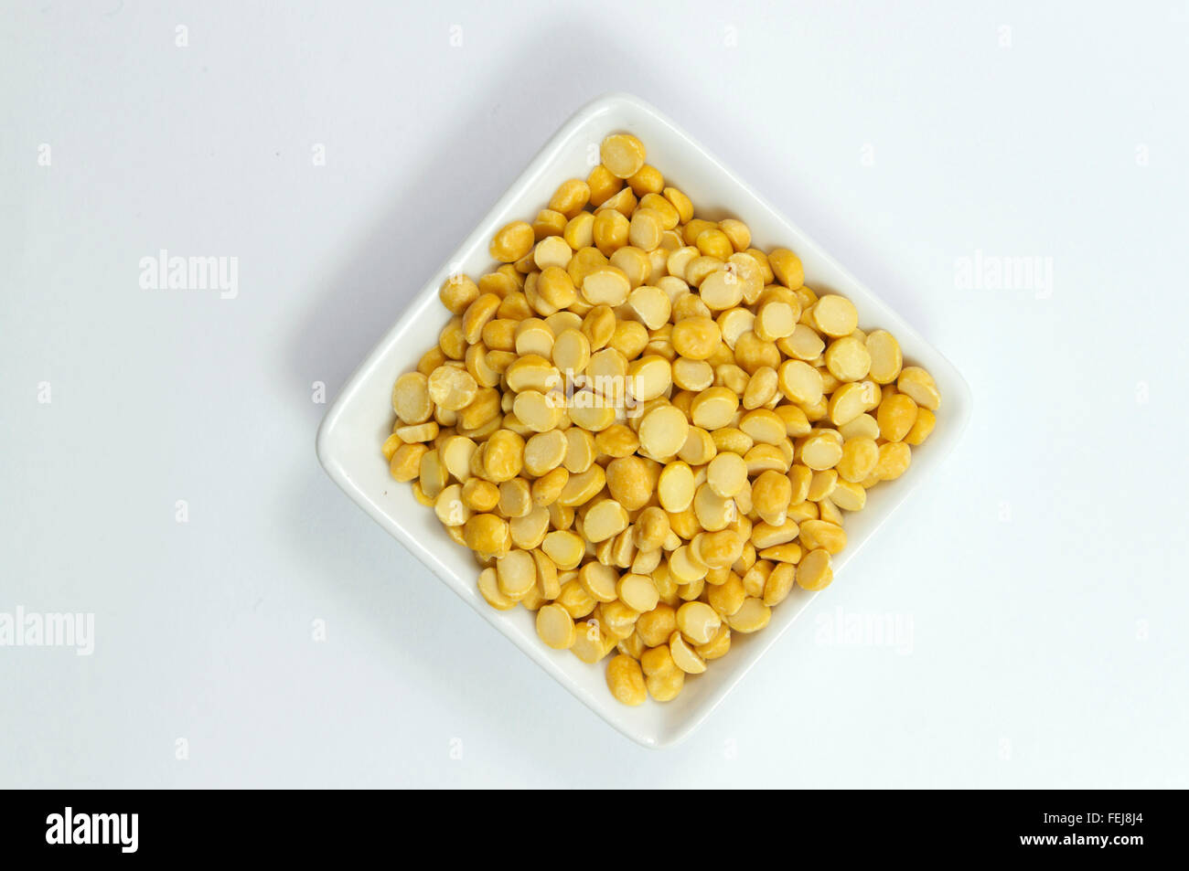 Yellow Split Peas Stock Photo - Alamy