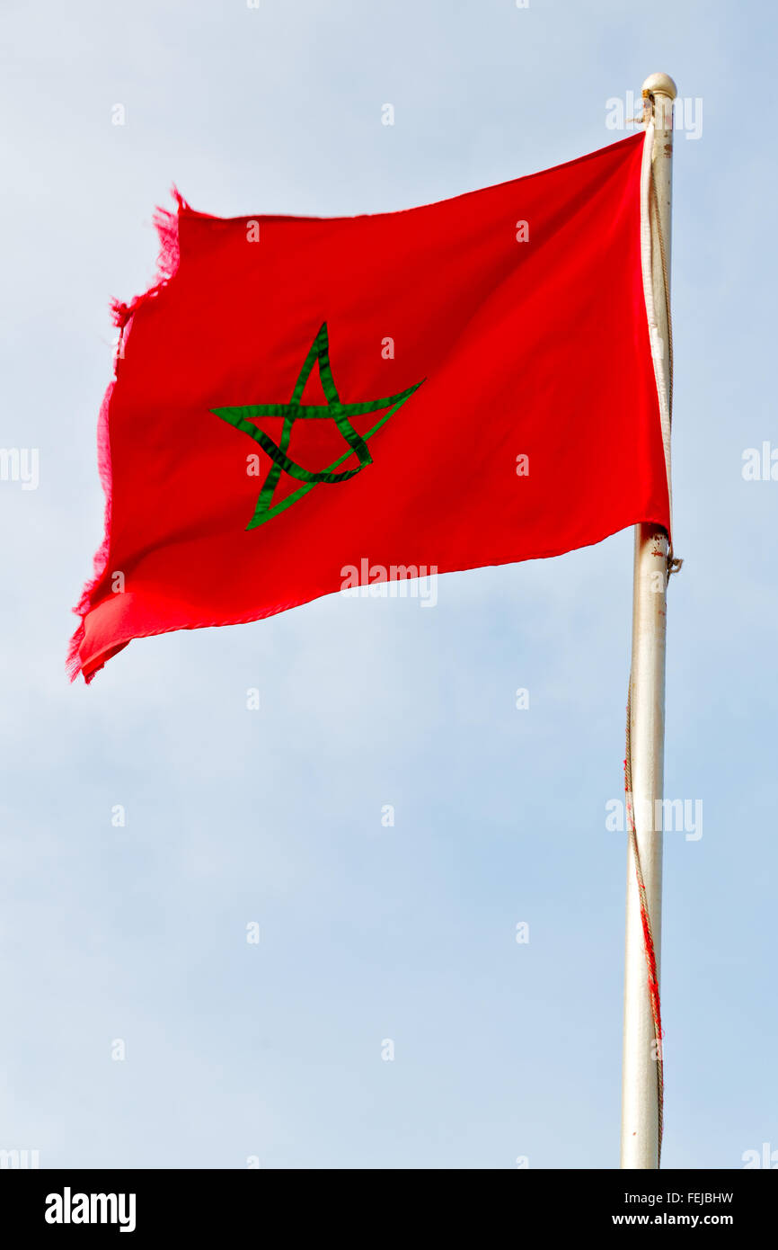 waving flag in the blue sky tunisia colour and wave Stock Photo - Alamy