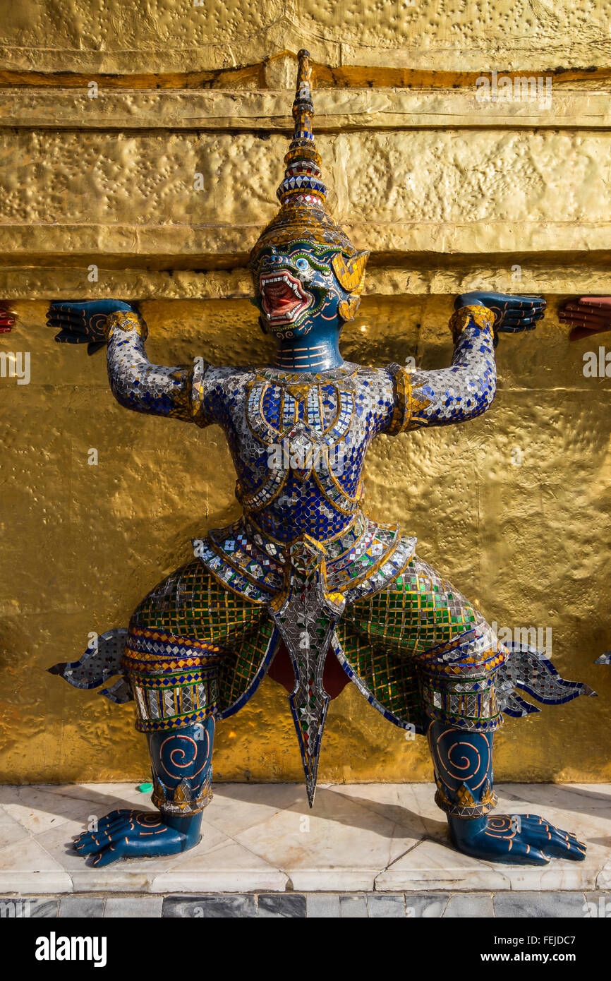 Thai yaksha hi-res stock photography and images - Alamy