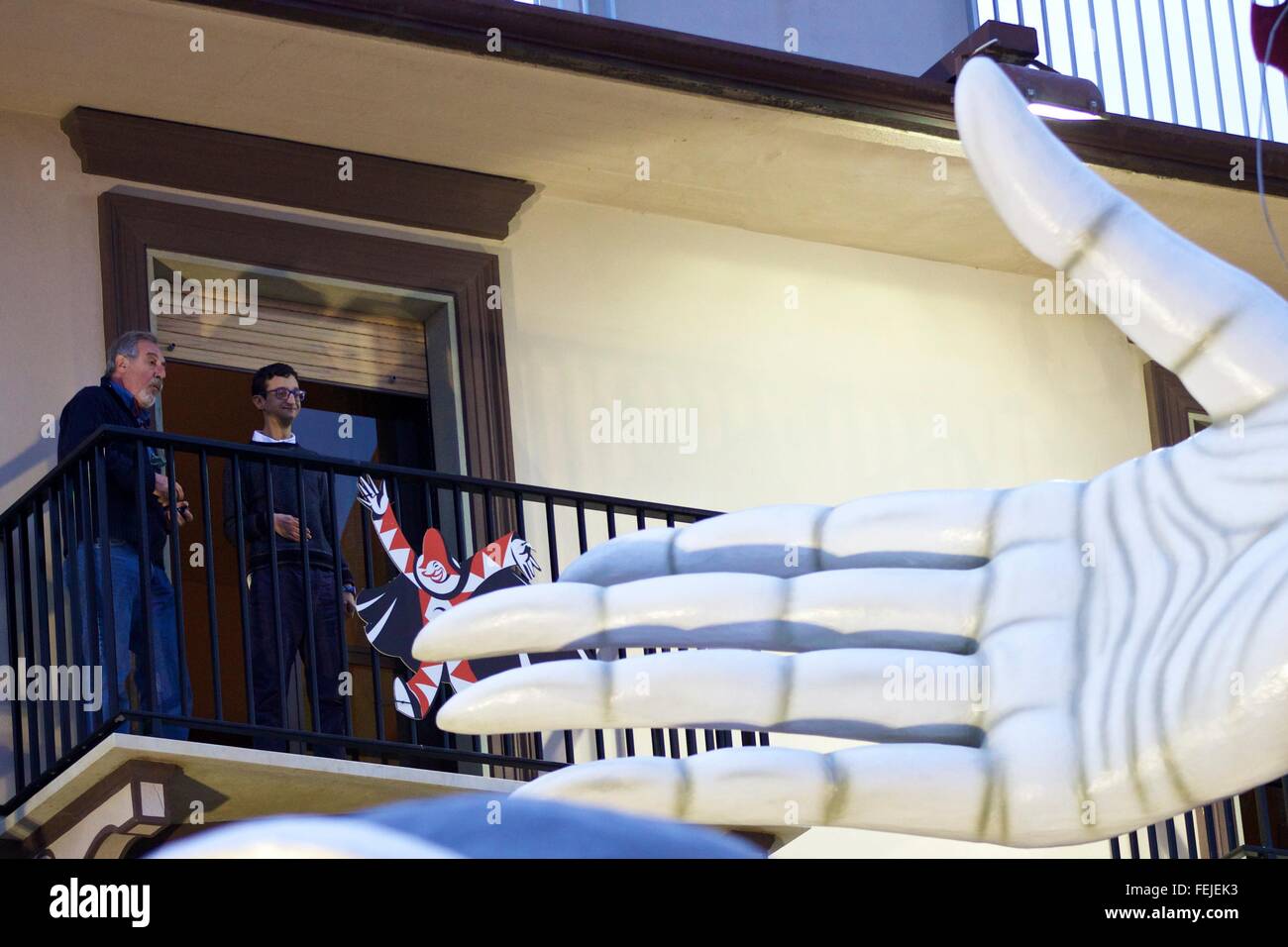 Giant paper mache floats hi-res stock photography and images - Alamy