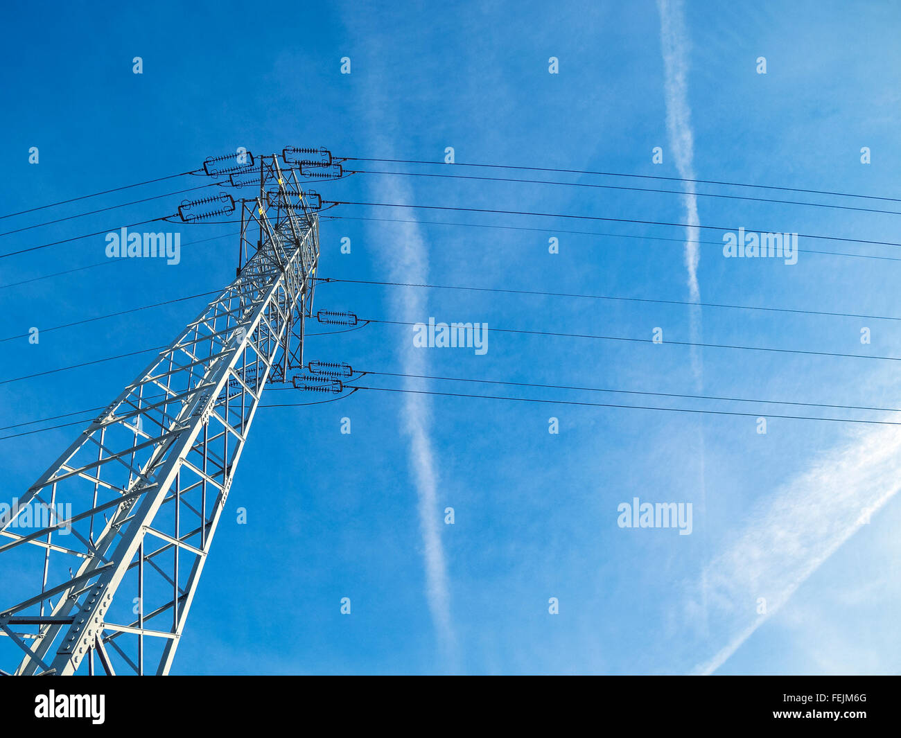Electricity pylon blue sky hi-res stock photography and images - Alamy