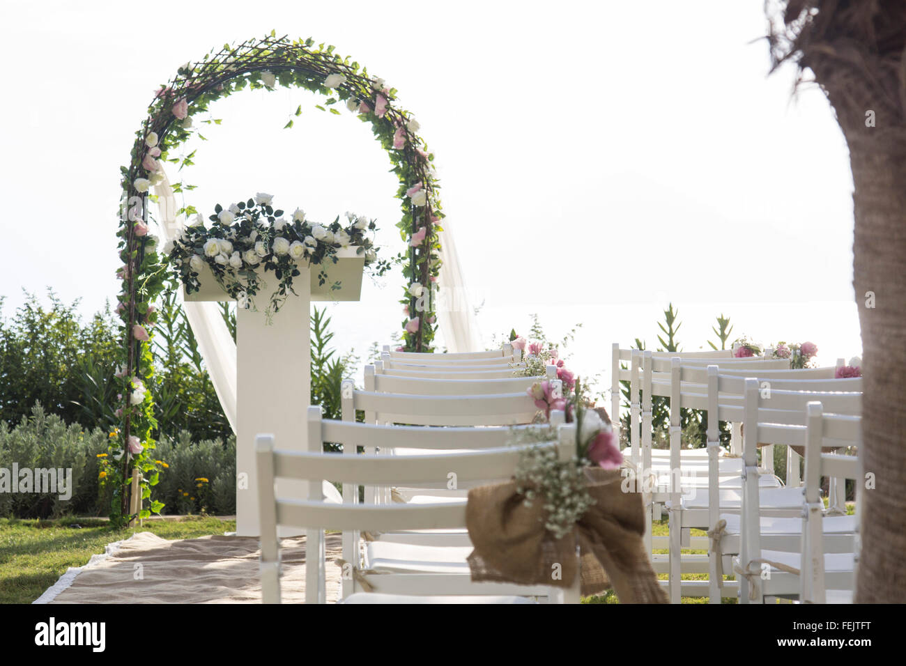 wedding ceremony setting Stock Photo - Alamy