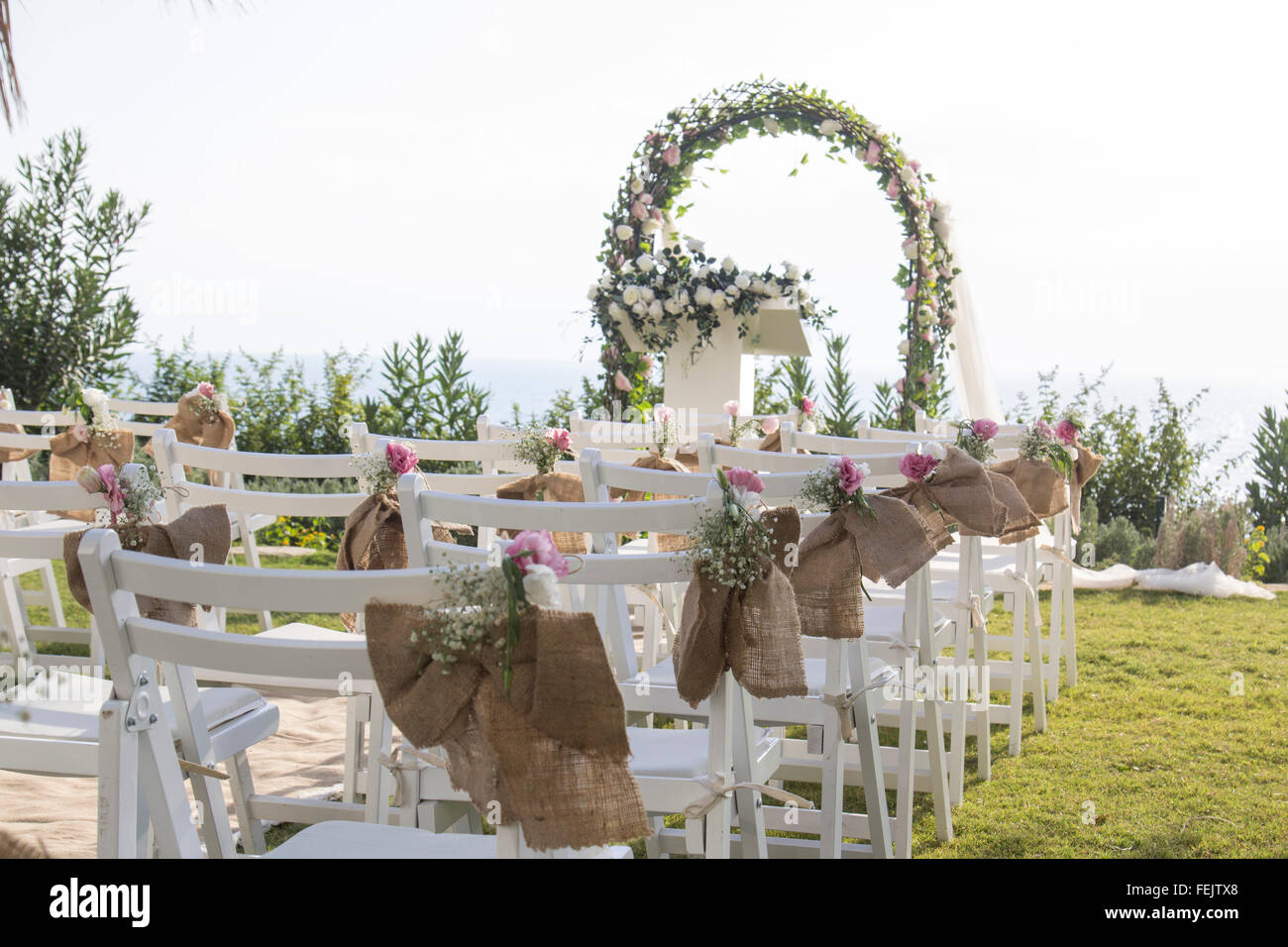 wedding ceremony setting Stock Photo - Alamy