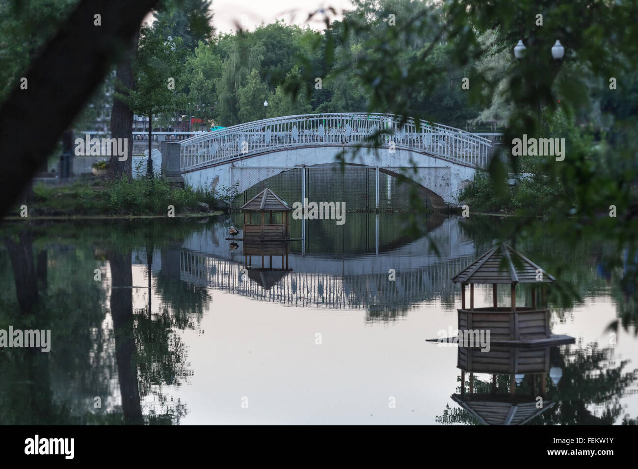 Structure above water hi-res stock photography and images - Alamy