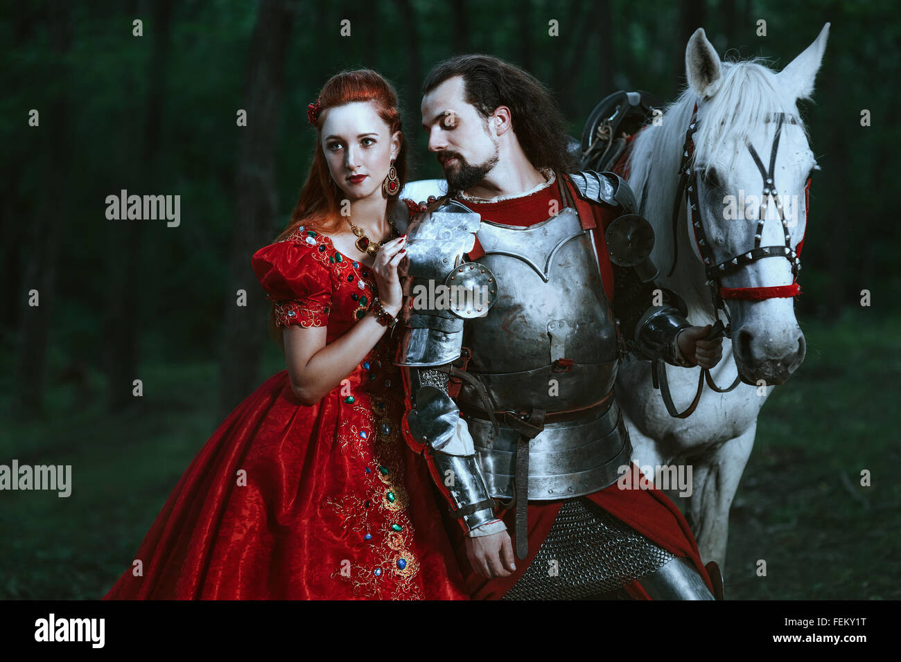 Medieval history of armor hi-res stock photography and images - Alamy