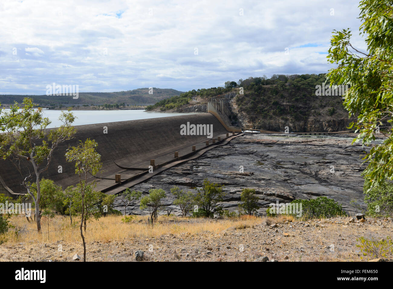 Burdekin Falls Dam, Queensland, Australia Stock Photo - Alamy