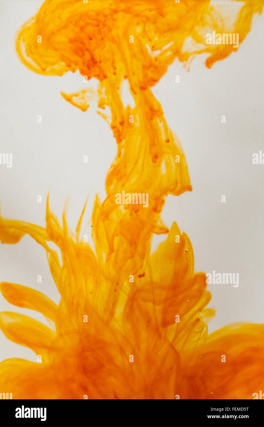 Splash of orange colour hi-res stock photography and images - Alamy