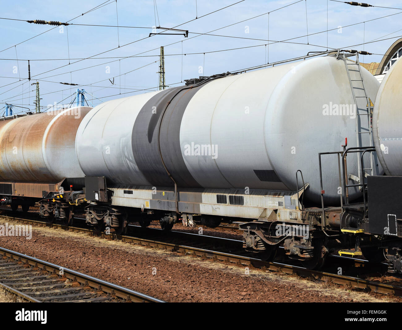 Railway oil tanker hi-res stock photography and images - Alamy