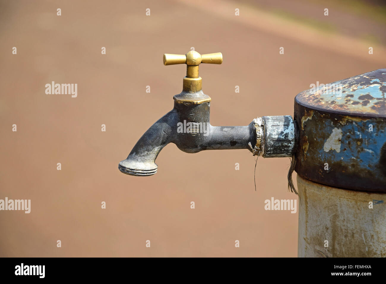 Old dry water well for water hi-res stock photography and images - Alamy