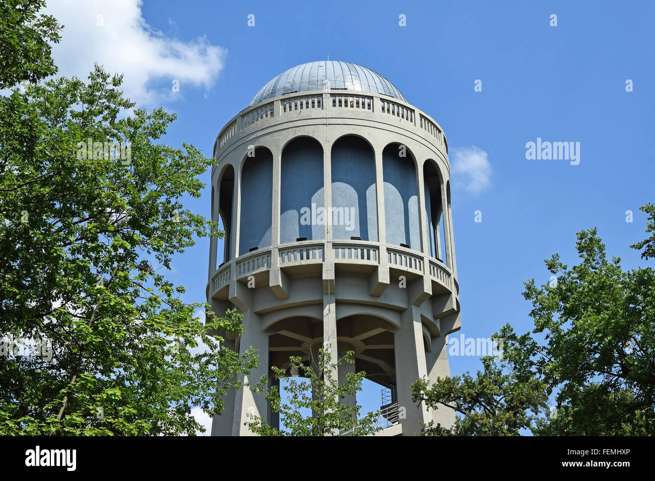 Water tower storage tank hi-res stock photography and images - Alamy
