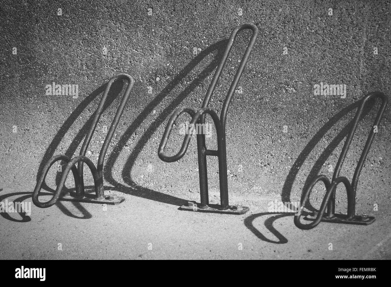 Wire form hi-res stock photography and images - Alamy