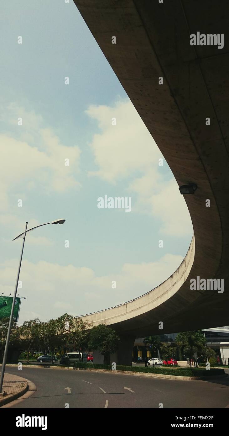 Day curve hi-res stock photography and images - Alamy