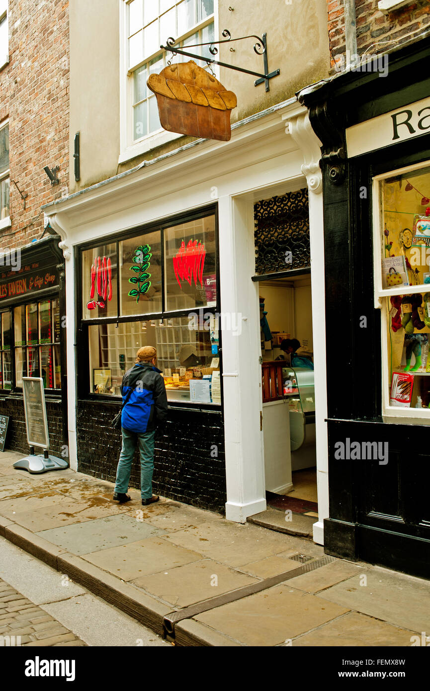 The Pie Shop, The Shambles, York Stock Photo - Alamy