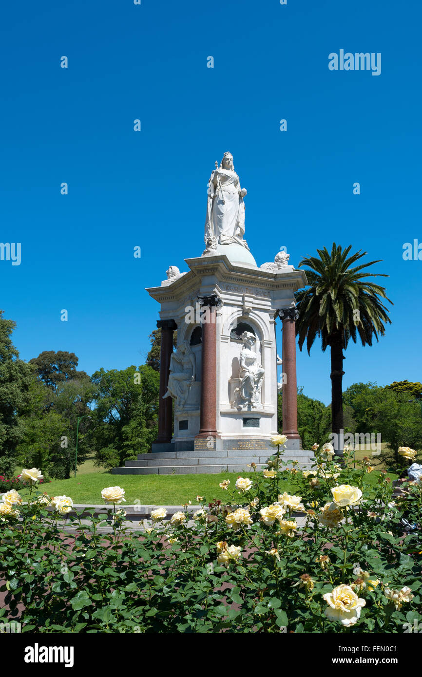 Queen Victoria Statue, Melbourne Park, Melbourne, Australia Stock Photo ...