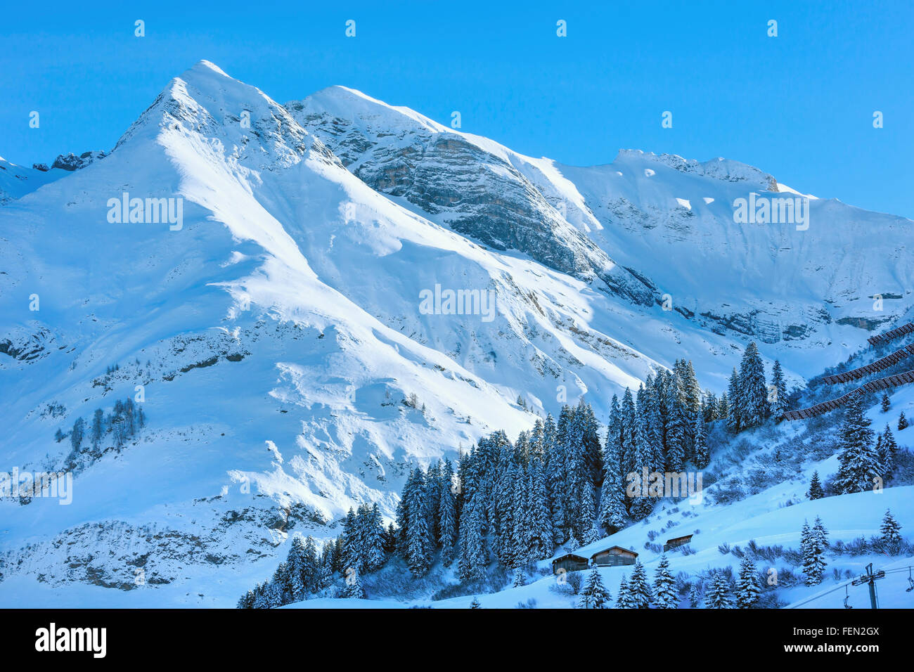 Mountain top view hi-res stock photography and images - Alamy