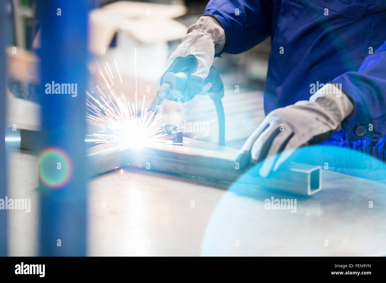 Steel welding hi-res stock photography and images - Alamy
