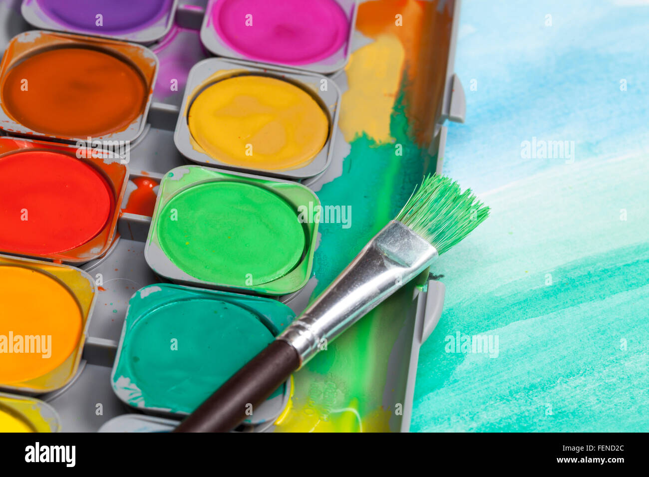 Paintbox hi-res stock photography and images - Alamy