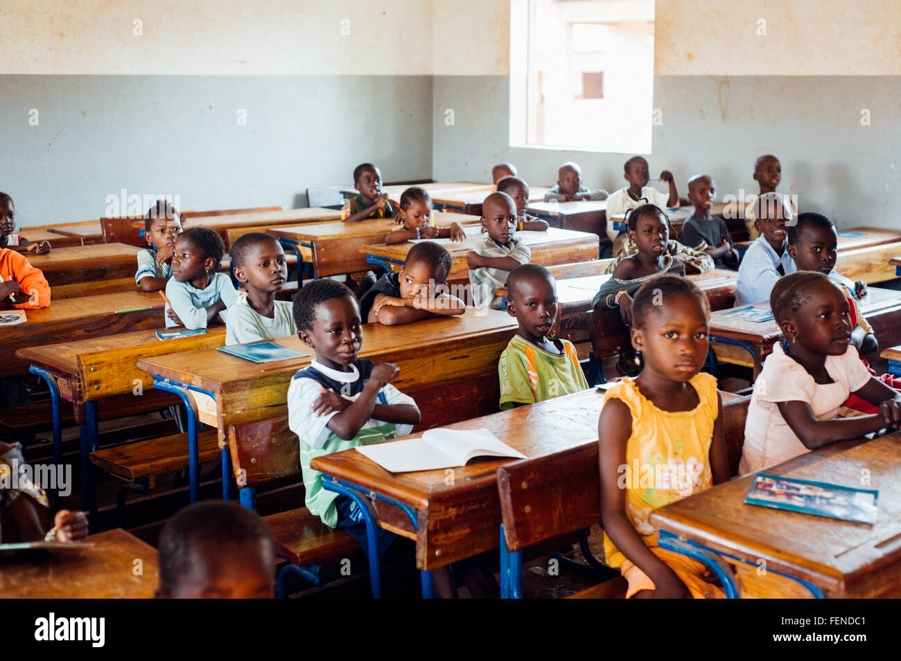 Classroom africa child hi-res stock photography and images - Alamy